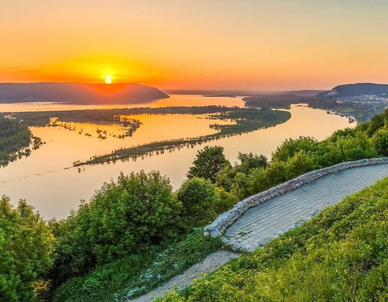 The Top 10 Most Spectacular River Confluences On Earth