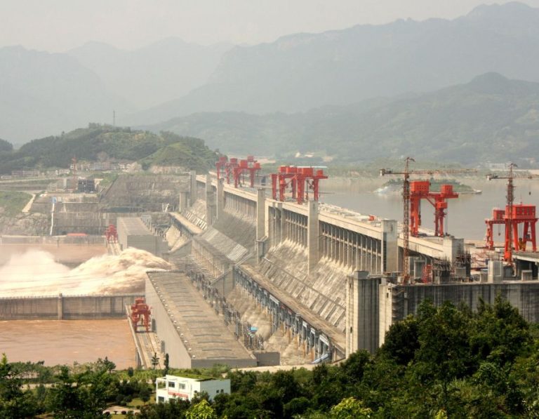 Biggest Hydroelectric Power Plants In The World - Geoaffairs.com